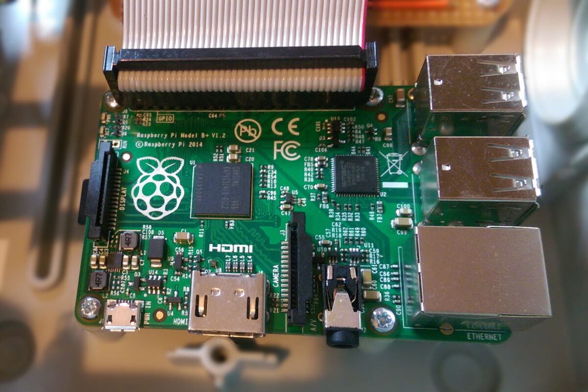 RobotSentry - Home Security System - Part 1 - Raspberry Pi Spy